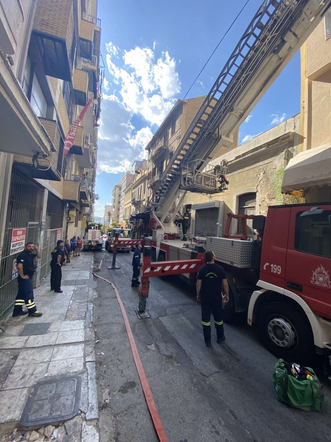 Πυρκαγιά ξέσπασε σε ακατοίκητο κτήριο επί της οδού Σατωβριάνδου ...